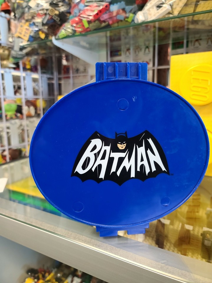 SDCC Hot Wheels 1:18 1966 BATMOBILE (Flocked) Classic TV Series ...