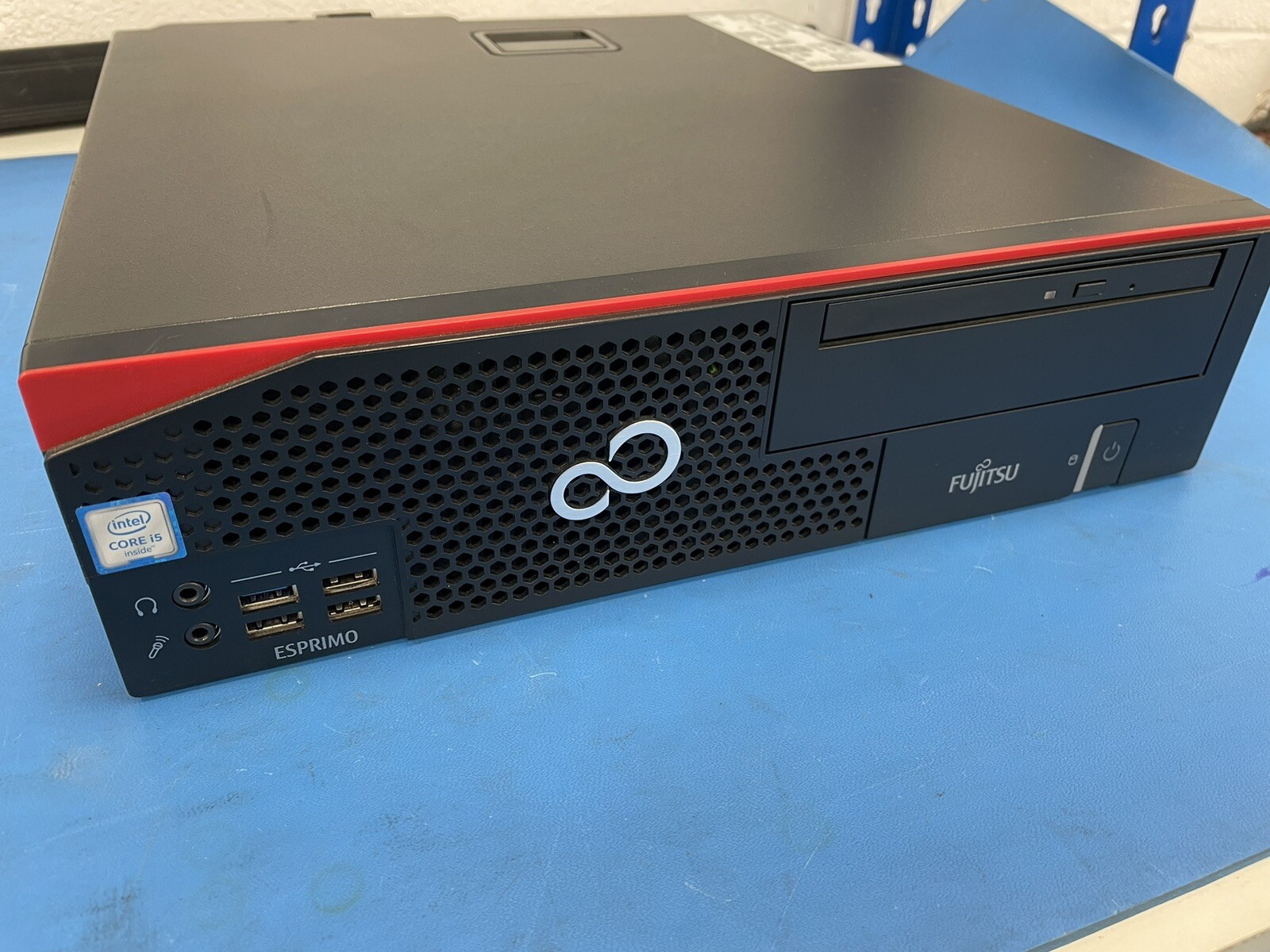 Fujitsu ESPRIMO D556/E85 (500GB HDD, Intel Core i5-6400, 2.7GHz, 4GB ...