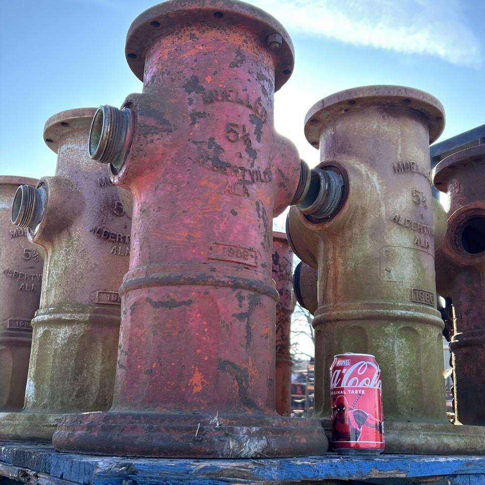 Lot Of 8 SALVAGE MUELLER FIRE HYDRANTS, 23” Tall, 123 lbs each, 1986 | eBay