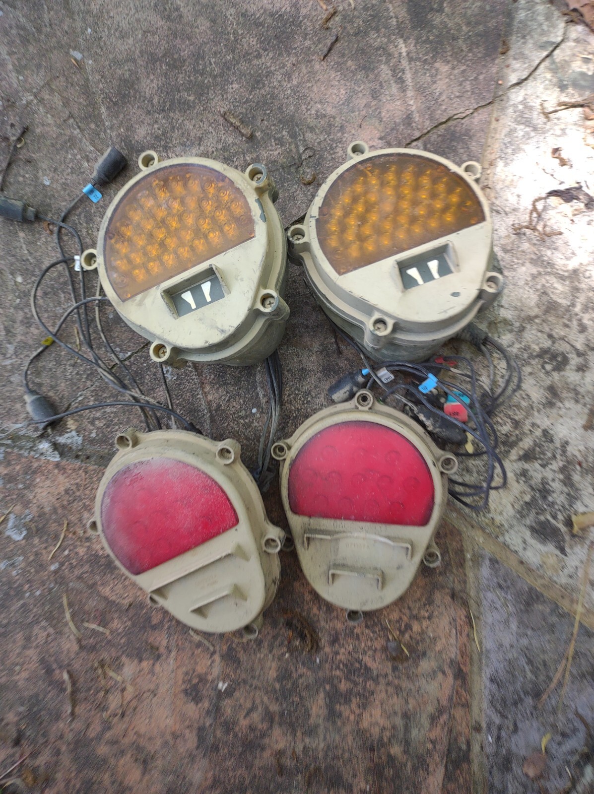 authentic US military LED HMMWV BRAKE LIGHT TURN SIGNAL SET M998 HUMVEE ...