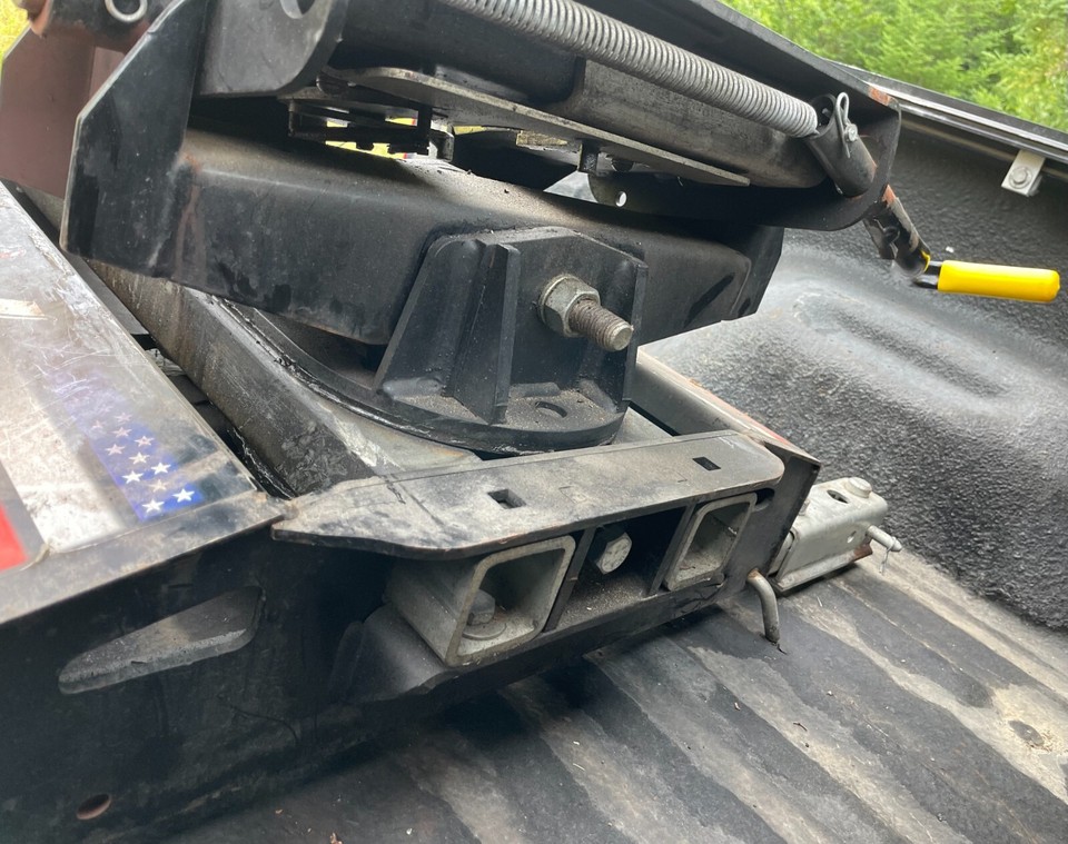 Pullrite 4400 20K SuperGlide 5th Wheel Slider Hitch Short Bed, With ...