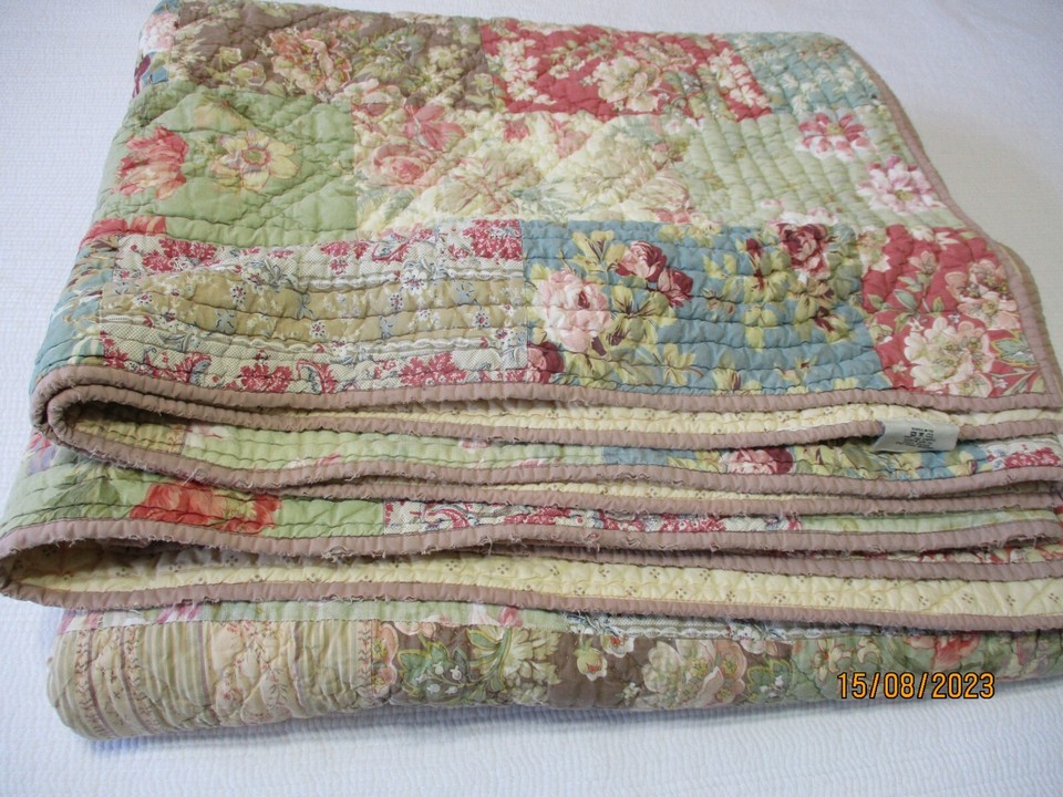Noble Excellence Patchwork Country Floral Queen Quilt with Two King ...
