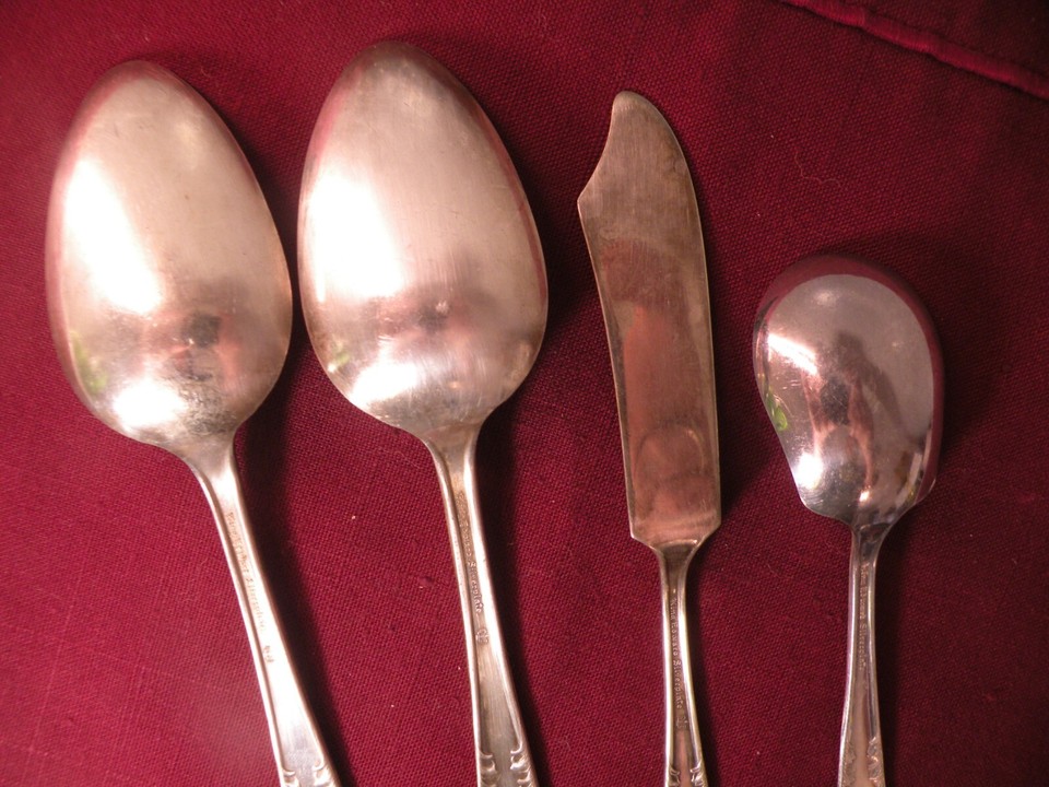 National Silver Co King Edward Silverplate 2 Solid serving spoons sugar ...