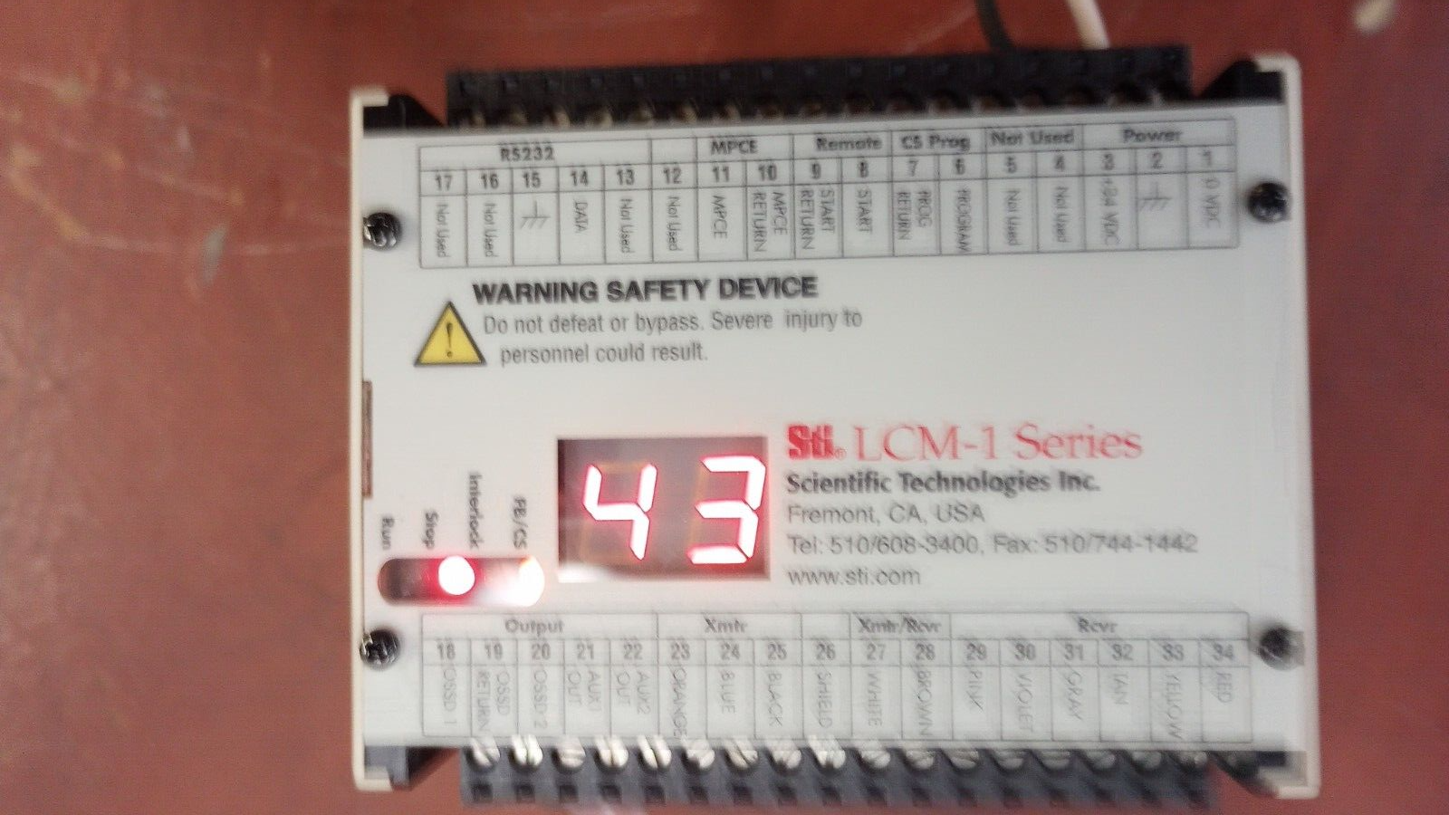 Sti 70116-1000 LCM-1 Safety Light Curtain Controller Scientific 70116 ...