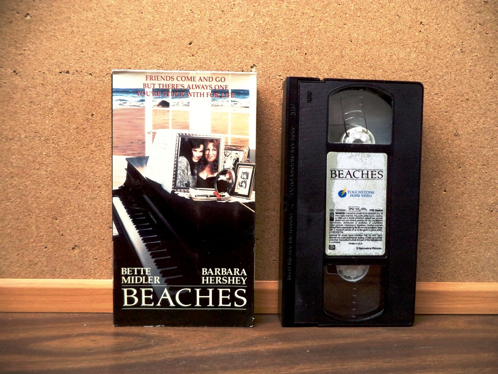 BEACHES (VHS 1988) Bette Midler, John Heard, Barbara Hershey, Lainie ...