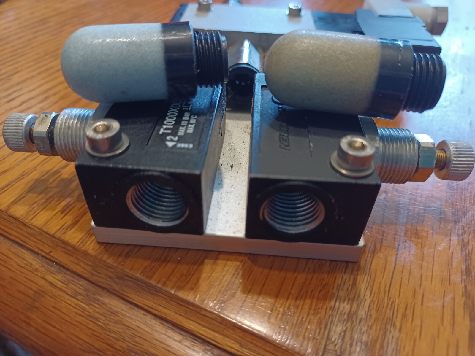 Flow Control Assembly - Including Norgren T1000X0020 x2 | eBay