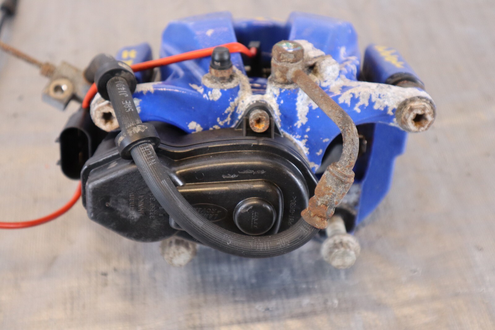 2015 LAND ROVER RANGE ROVER SVR SPORT 5.0L OEM RH REAR BRAKE CALIPER ...