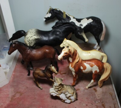 Lot of 6 Breyer and Hartland horses and resin wolf for custom body or ...