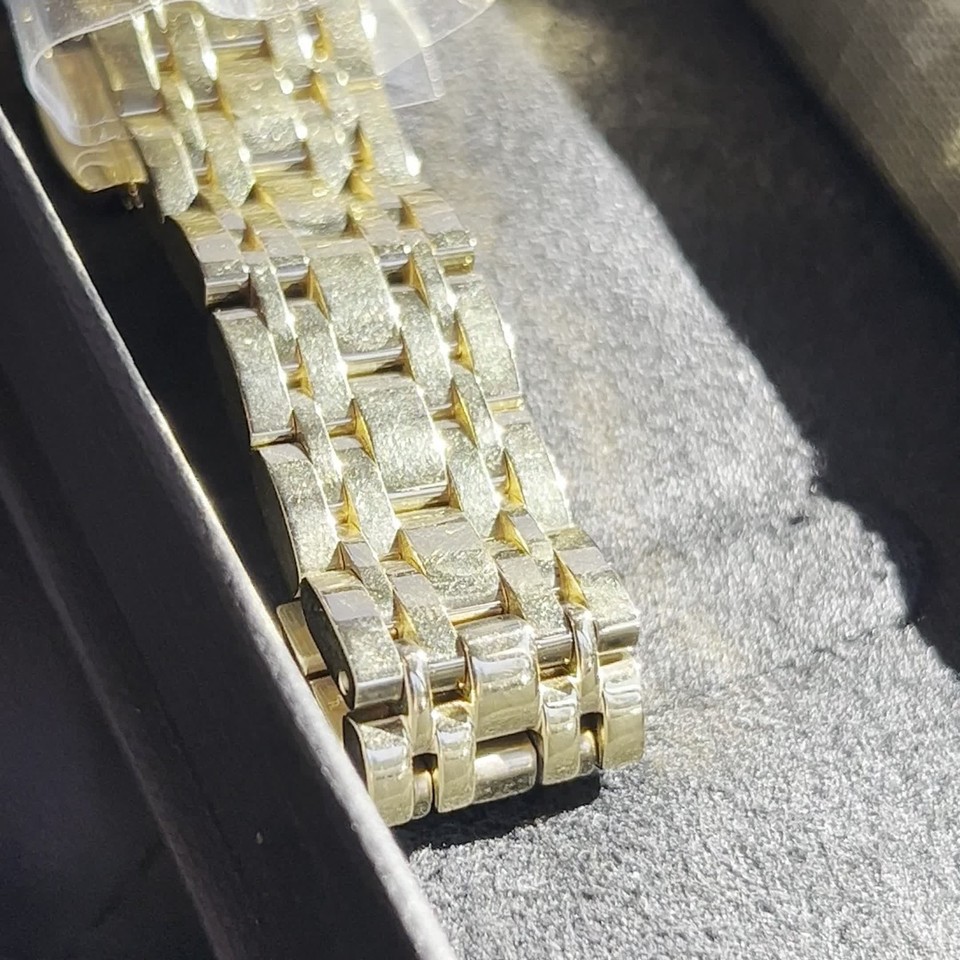 Ladies' Bulova Futuro Quadra Diamond Accent Gold-Tone Watch ( Model ...