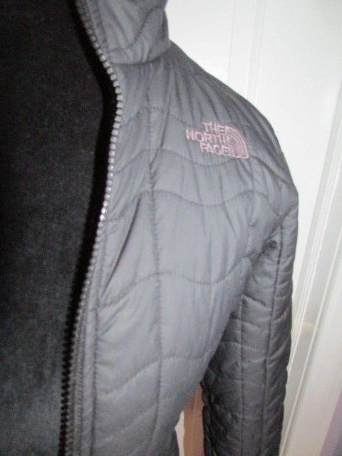 The North Face Women's Black Quilt pattern Poly Nylon Jacket Size S/P ...