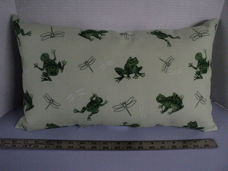 True Living 12 x 20 Outdoor Lumbar Pillow Frog Firefly Spring New | eBay