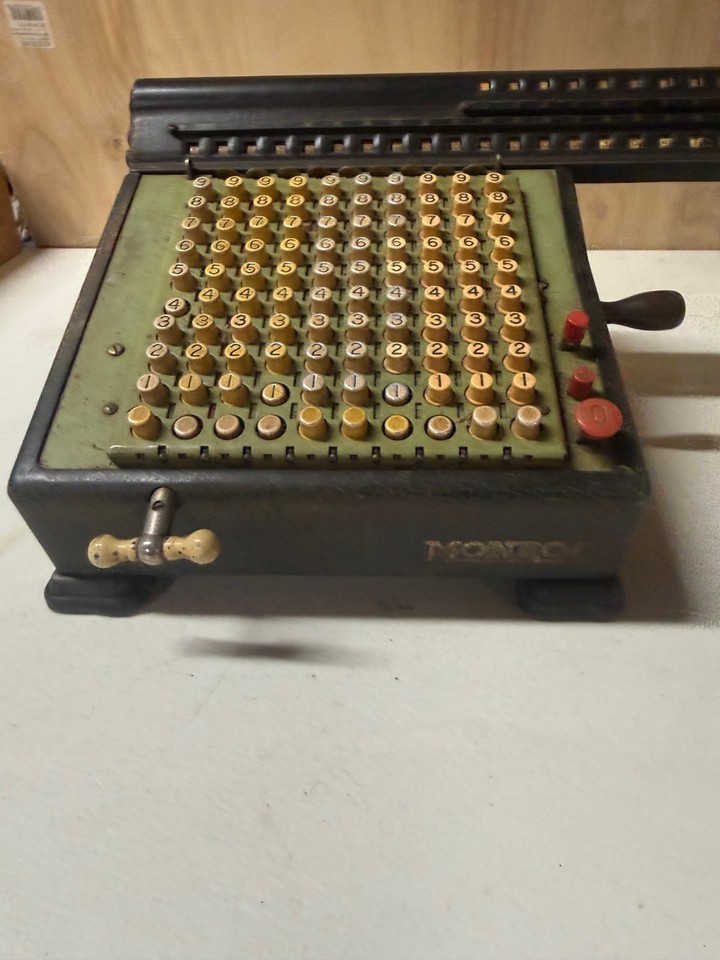 Vintage 1920s - 1960s Monroe High Speed Adding Calculating Machine ...