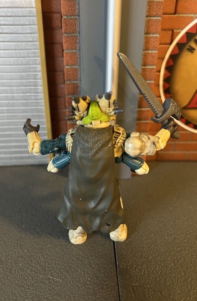 Mega Construx Destiny Fallen Walker Fallen Captain Patrol Figure Toy ...