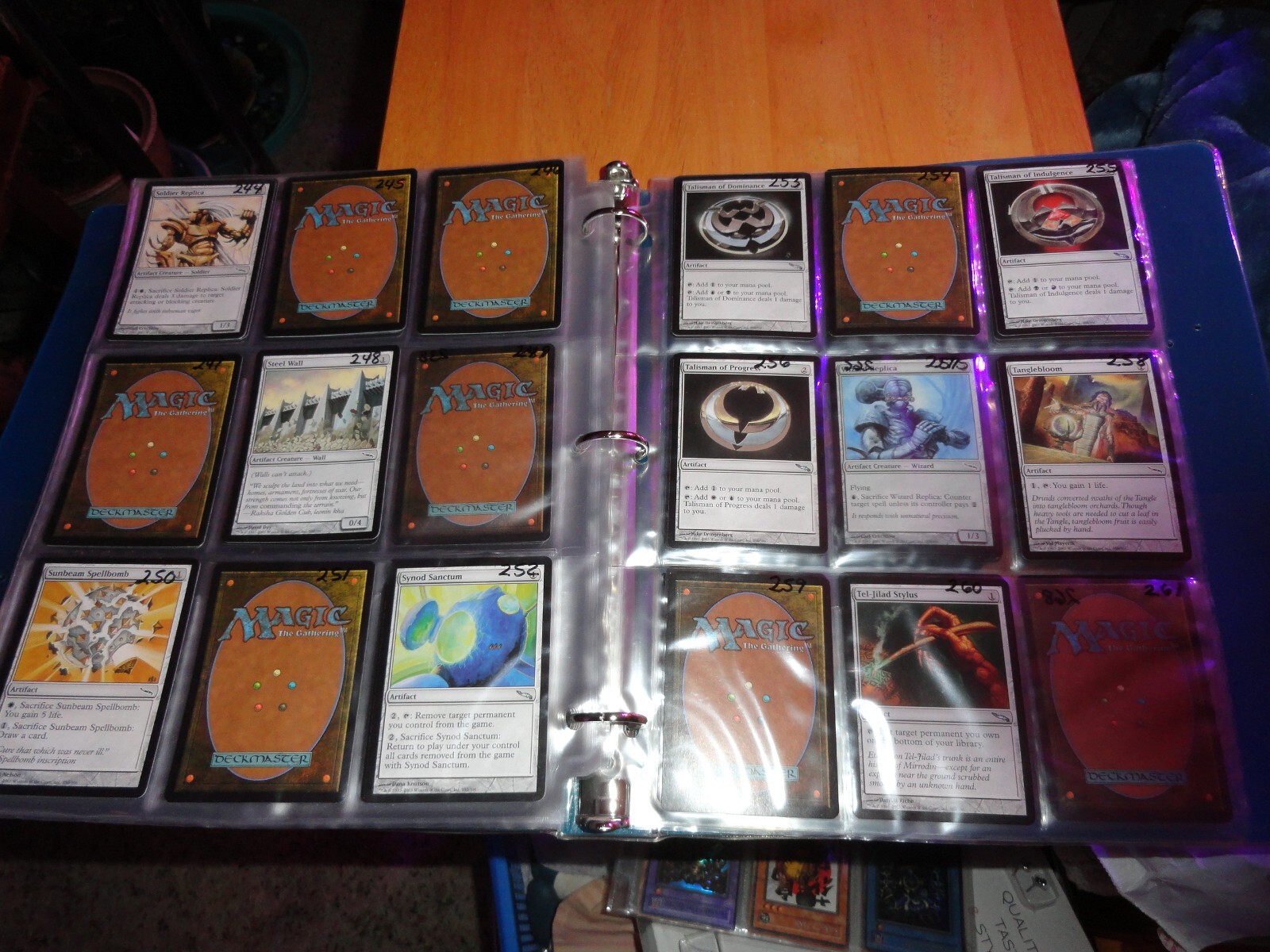 MTG Binder Mirrodin Deck 200 EXC MINT Vintage Cards Collection Set ...