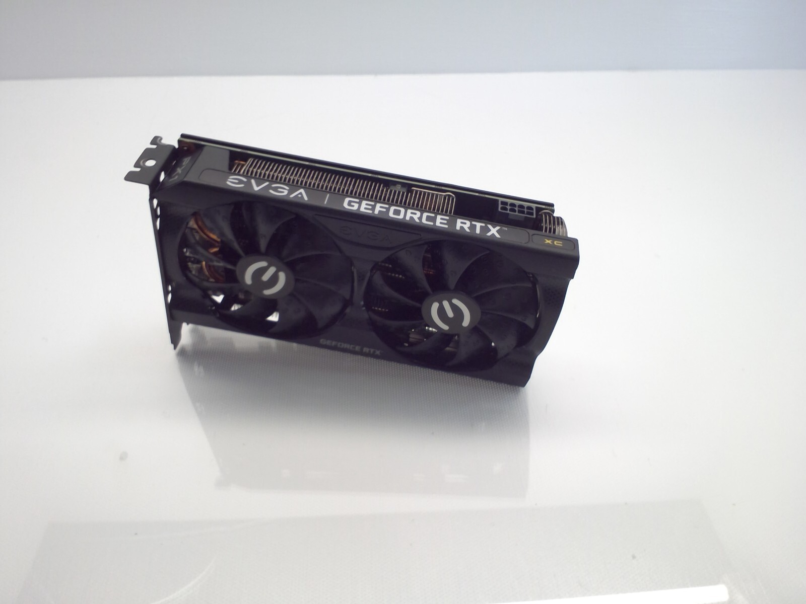 EVGA GeForce RTX 3060 XC GAMING 12G-P5-3657 12GB GDDR6 Dual-Fan Metal Plate