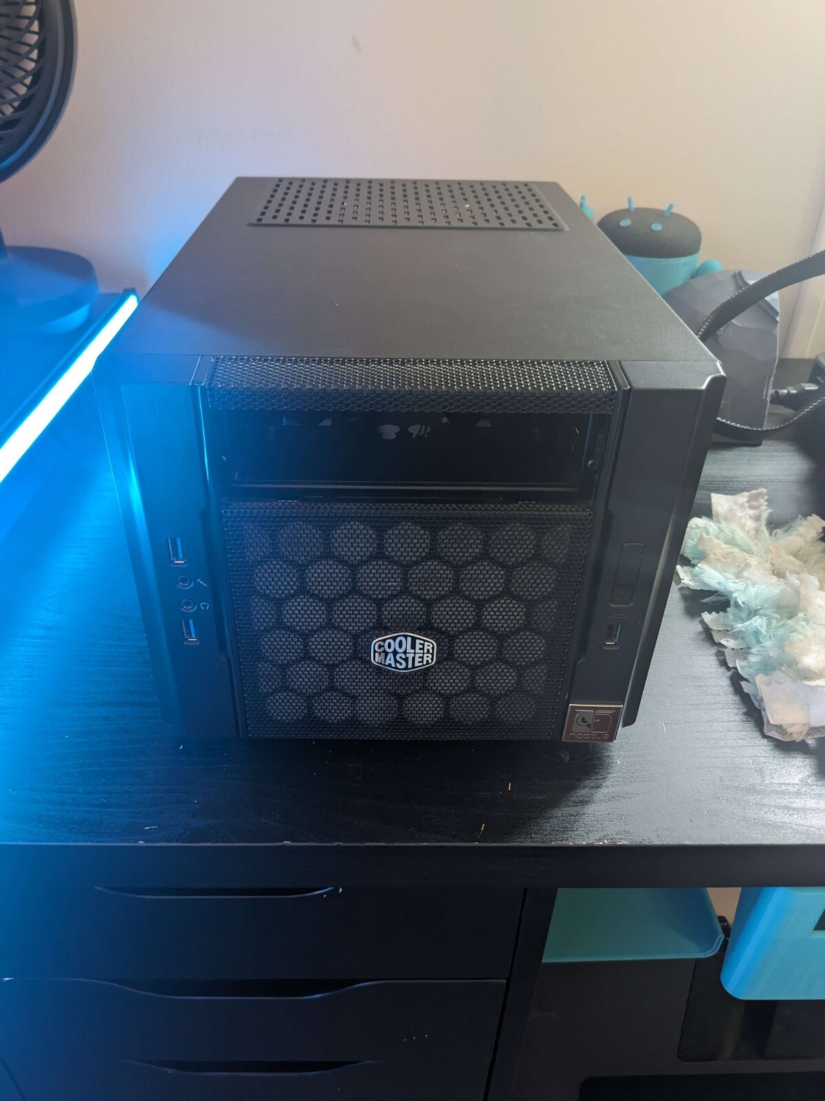 Cooler Master Elite 130 Mini ITX Tower Case – Black – Sistema de ...