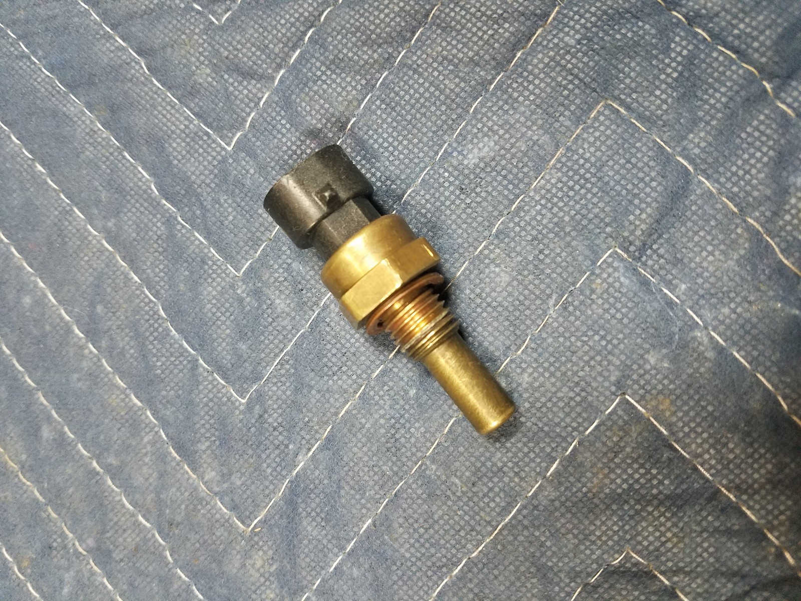 GM OEM COOLANT TEMPERATURE SWITCH SENSOR 12608814 CYLINDER HEAD 4.8 5.3 ...