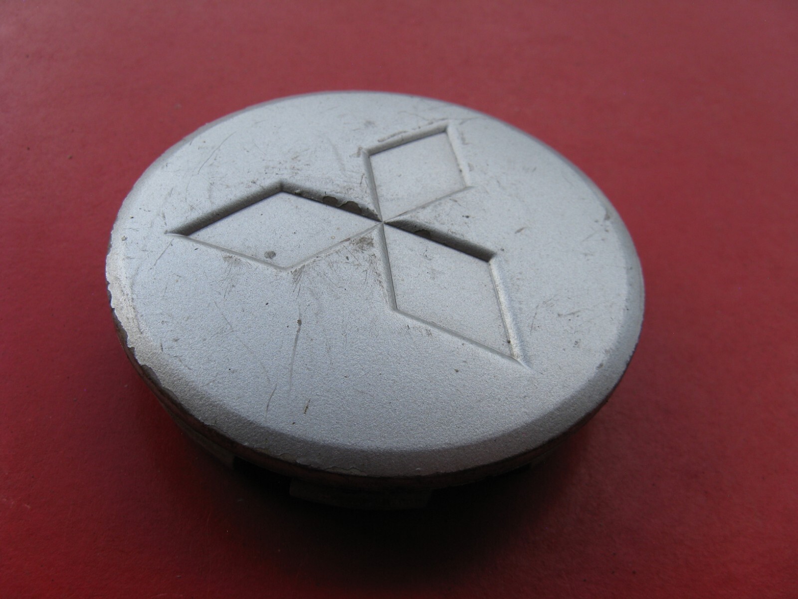 MITSUBISHI LANCER ECLIPSE GALANT (1) WHEEL RIM HUB CAP HUBCAP CENTER ...