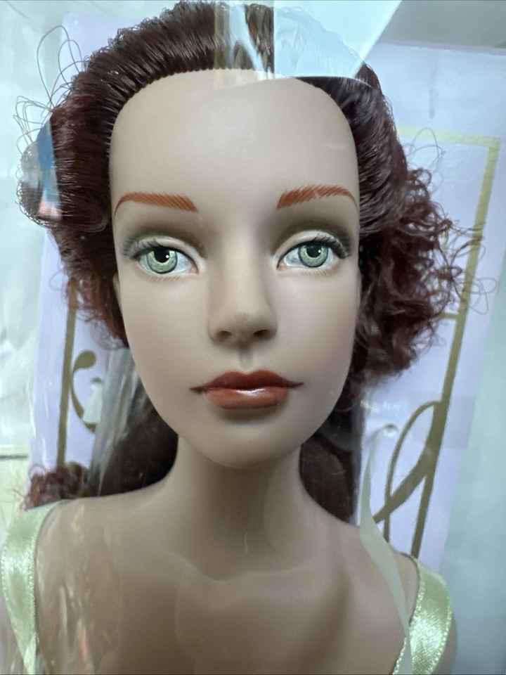 Tonner TYLER WENTWORTH 2003 RTW ELEGANCE SYDNEY CHASE 16” FASHION DOLL NEW NRFB | eBay