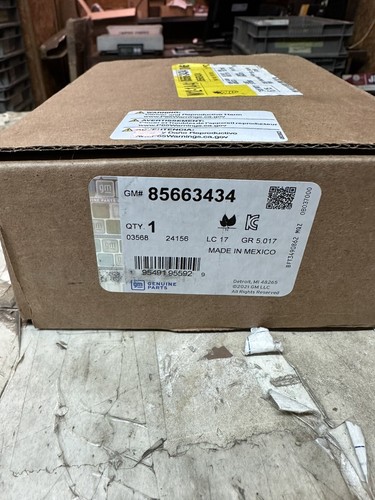 OEM NEW 2019-2024 Cadillac Chevrolet GMC Front Disc Brake Pads Kit ...