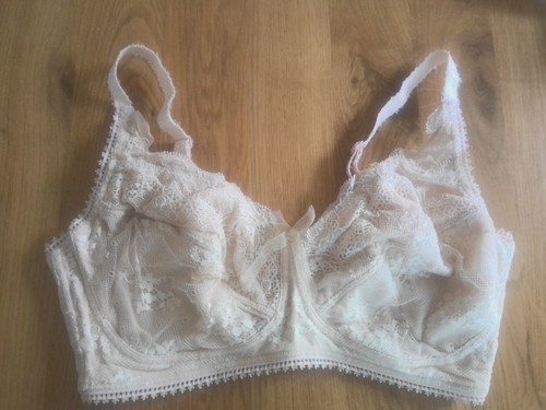 Charnos Non-wired Bra Size 32DD Colour Nude | eBay