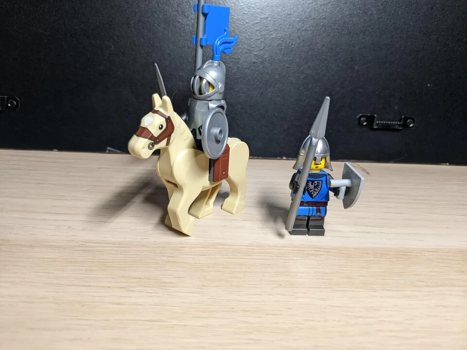 DIY Kings Castle Forest Model Kit 91001 pcs 1928 Building Bricks Set ...