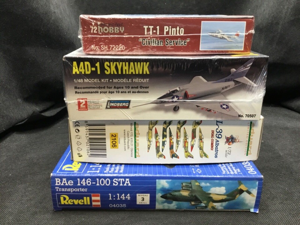 4 Military Jet Transporter Model Kits BAe 146-100 STA Skyhawk Pinto ...
