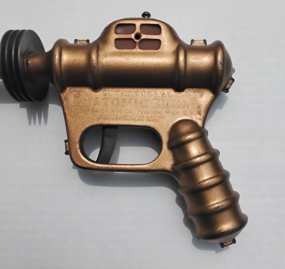 1945 Buck Rogers Gold Atomic Pistol Toy PopGun By Daisy Works Video ...