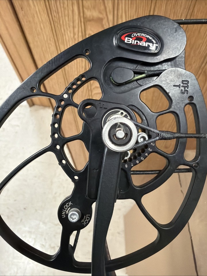 Bowtech Reign 7 Compound Bow Used | eBay