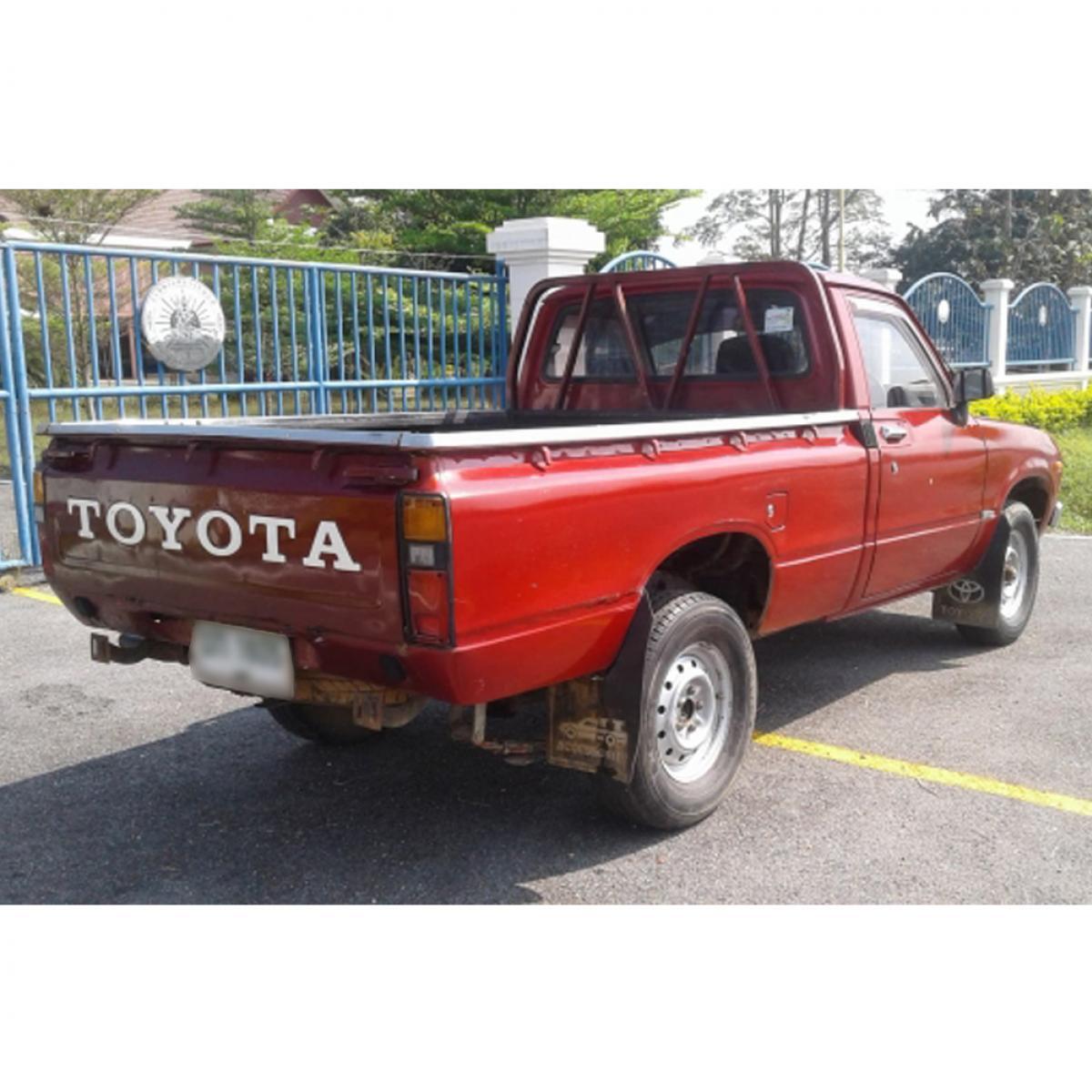 GREY Headlight Surround Corner Fits Toyota Hilux RN40 LN40 LN46 Ute ...