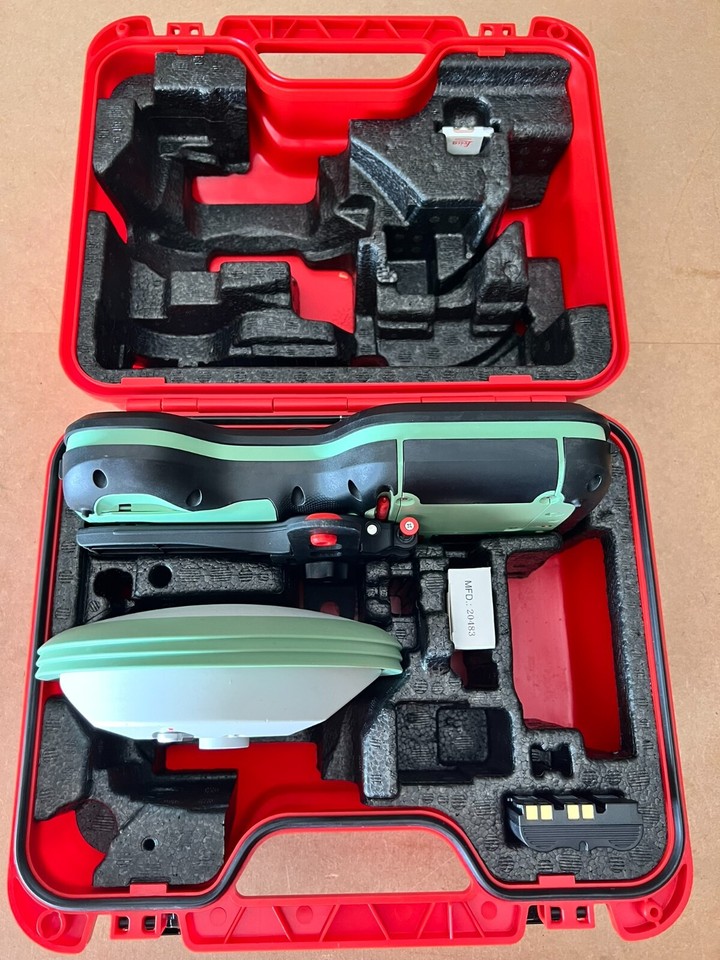 Leica GS07 GNSS Smart Antenna 4G with CS20 LTE Field Controller | eBay