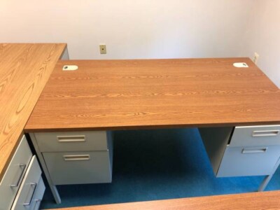 Hon SteelCase Desk With Locking Drawers | eBay