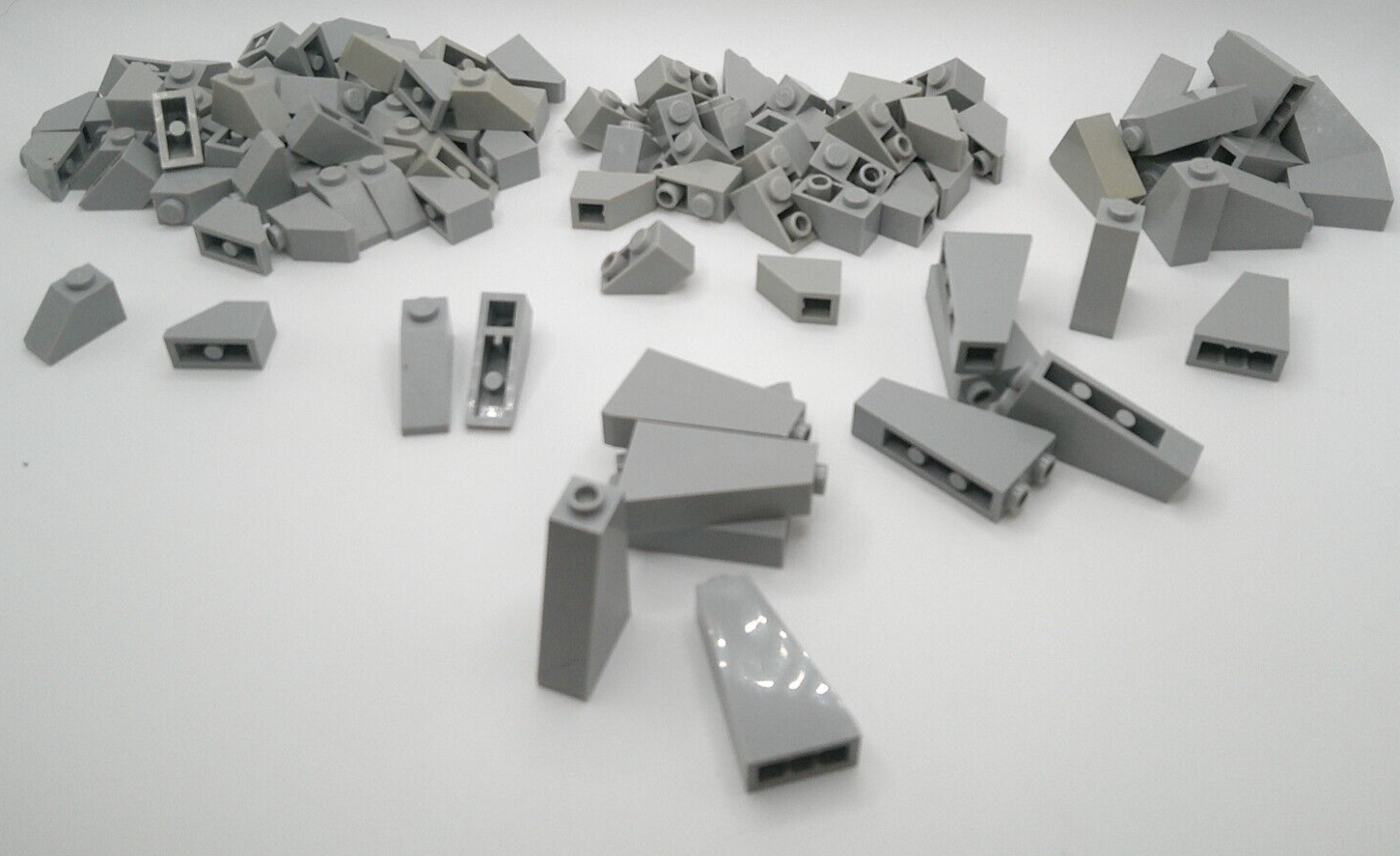 103 Light Grey LEGO Bricks (50 3040, 28 3665, 2 4286, 13 60481, 4 2449 ...