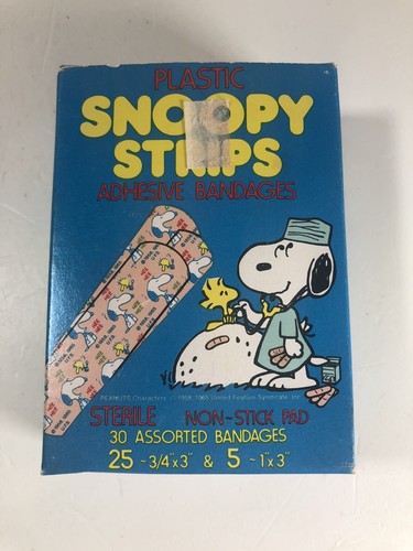 Vintage Adam Joseph Peanuts Plastic Snoopy Strips Adhesive Bandages ...