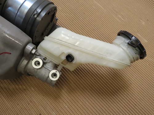 2018-2022 VOLVO XC40 Brake Servo Booster OEM 179997 | eBay