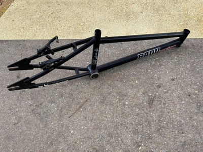 Vintage Frames - Mongoose Frame - Nelo's Cycles