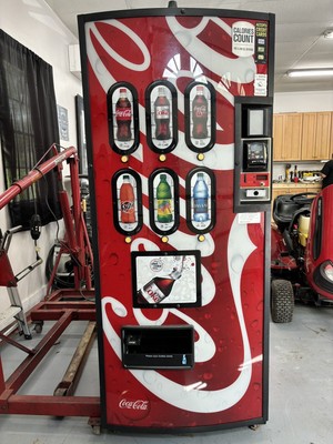 Beverage & Snack Vending - Royal Vending Machine