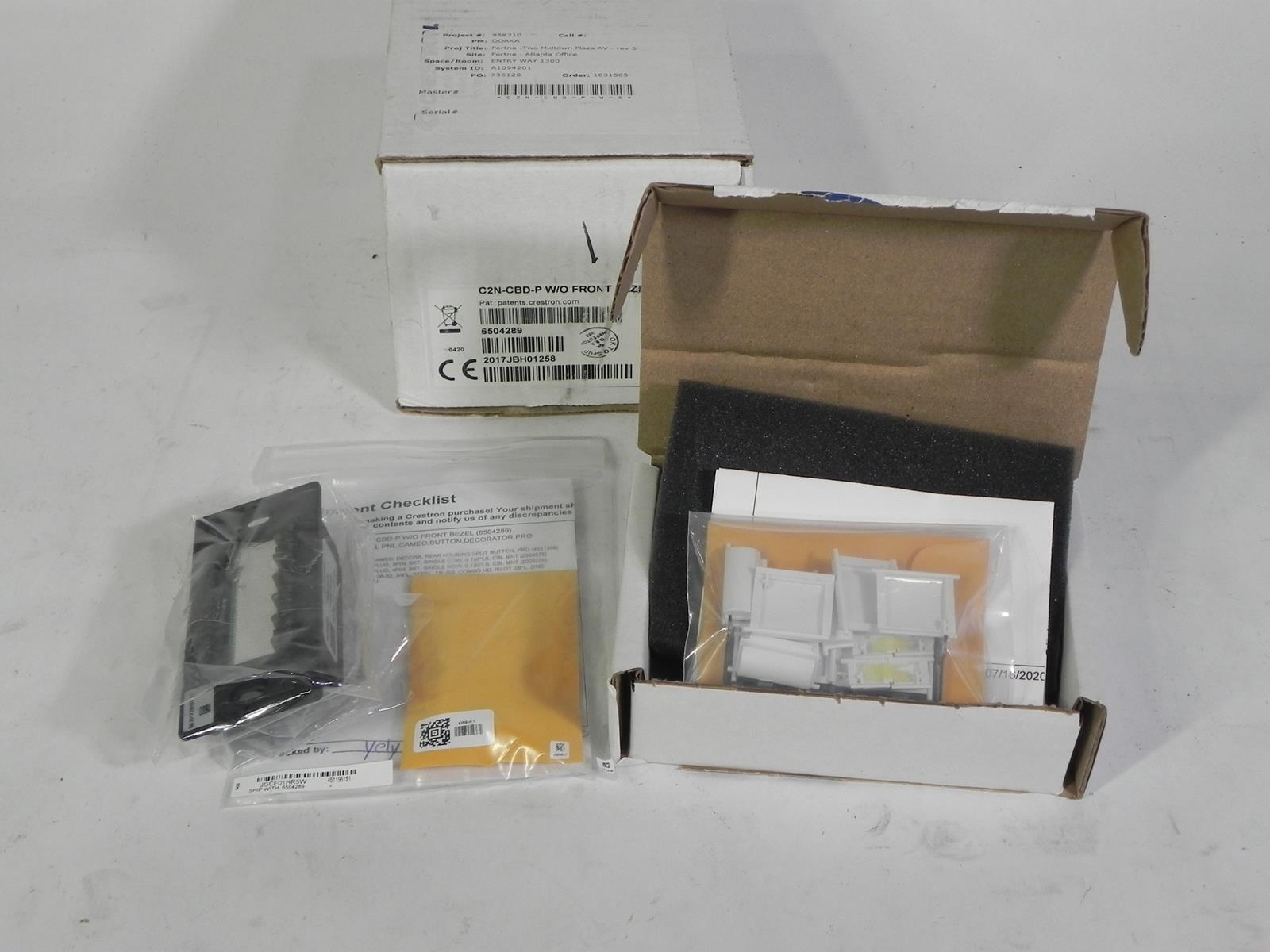 Crestron C2N-CBD-P-W-S Cameo Keypad - White for sale online | eBay