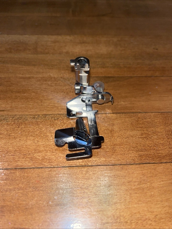 Bernini Bias Binder Hemmer Foot Old Style | eBay