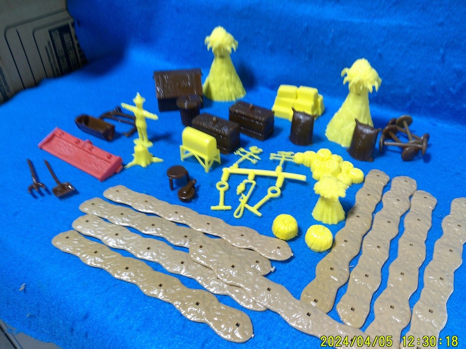 Marx Reissue Farm Accessory Group (54MM) 45 Pieces, Toy Soldiers | eBay