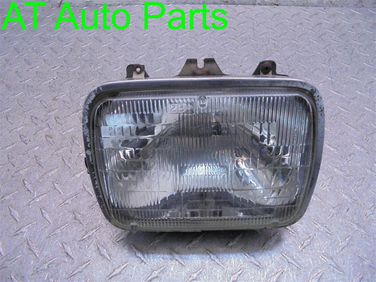 98 99 00 01 C1500 C2500 C3500 YUKON TAHOE PASSENGER HEADLAMP 25949657 ...