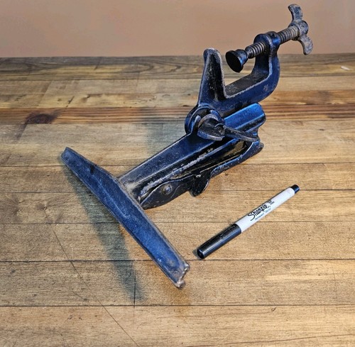 Rare Disston 9" Saw Vise • Bench Clamping Woodworking Sharpening Tools ...
