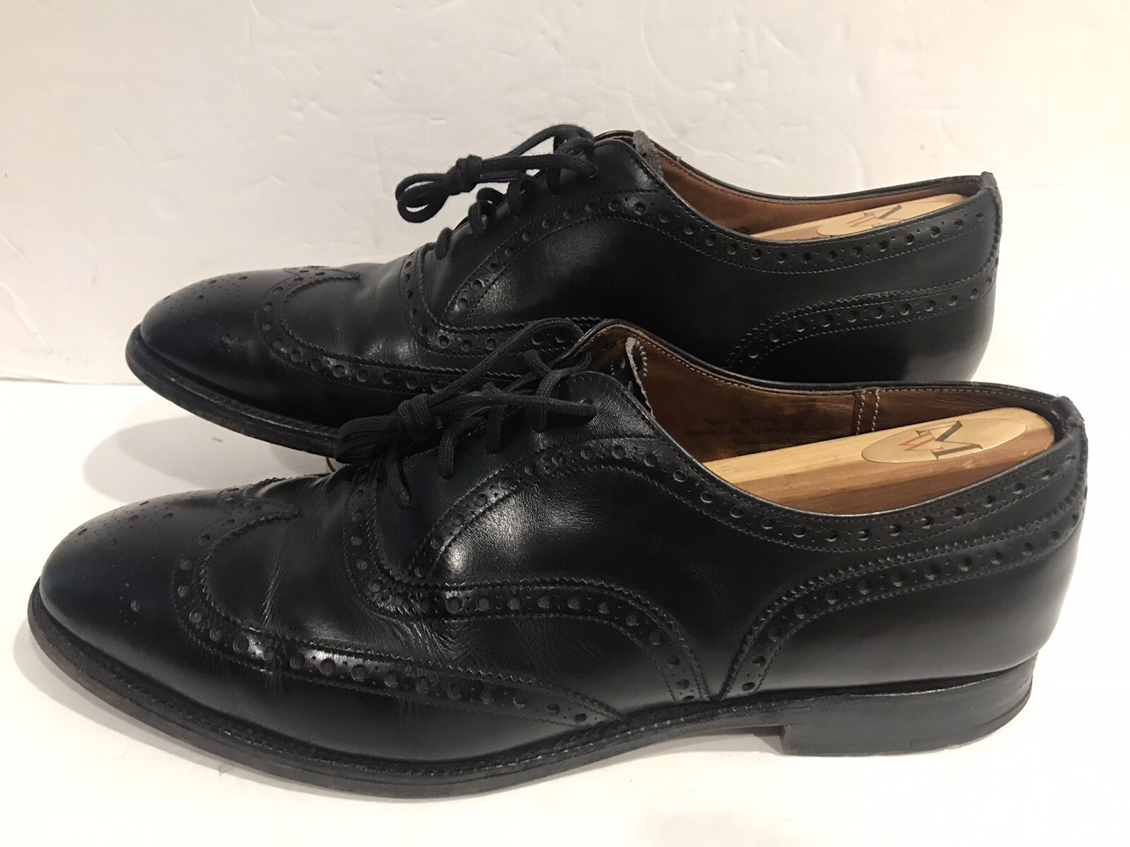 CHURCH's WINGTIPS Black Leather 8 D US Black Custom… - Gem