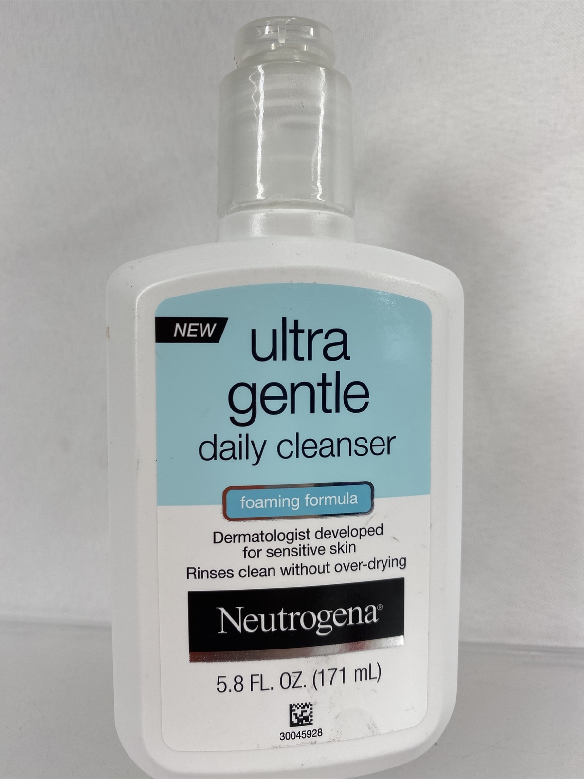 Neutrogena Ultra Gentle Daily Cleanser Foaming Formula for Sensitive ...