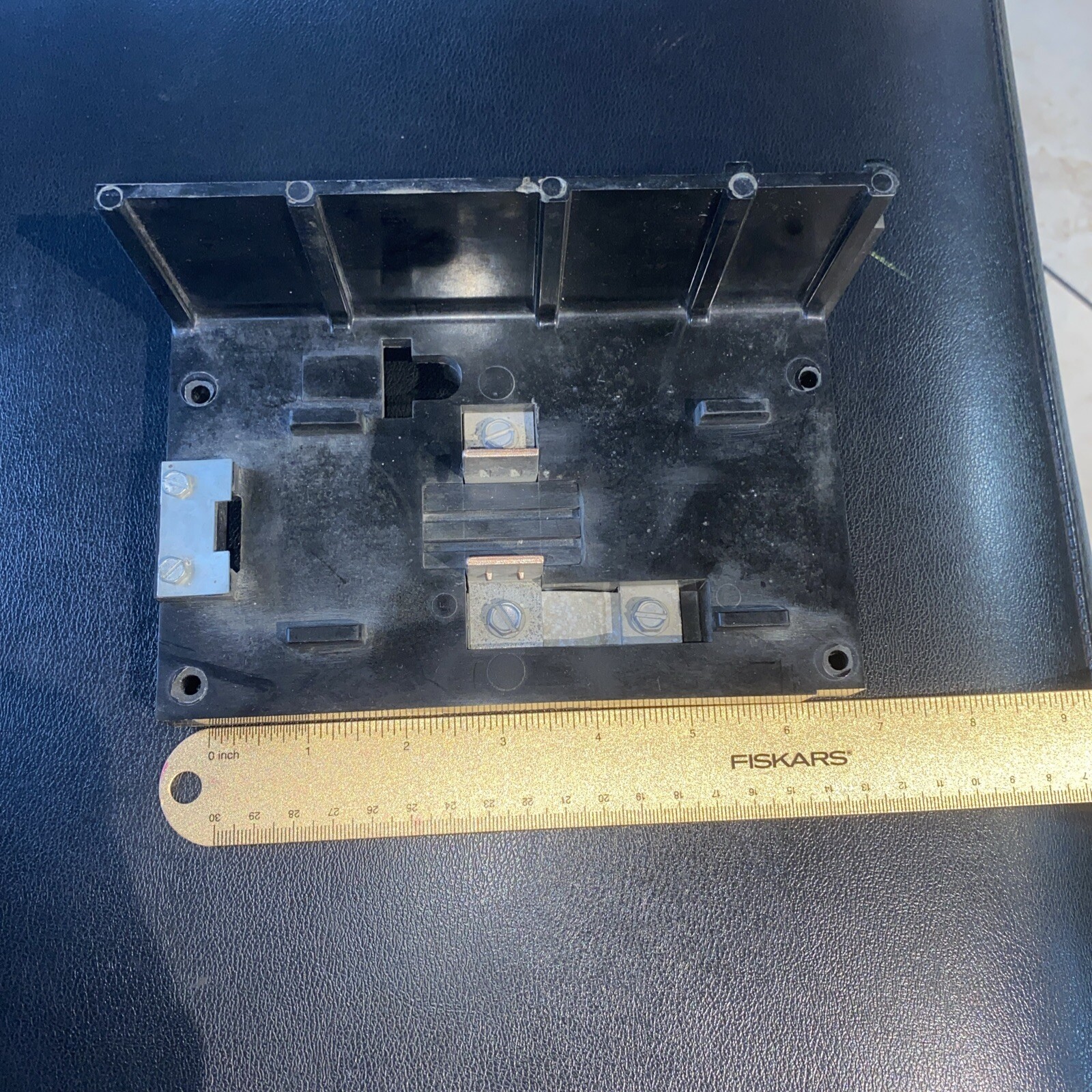 GE Mini Mod II Meter Socket Breaker Base 125 Or 200A General Electric ...