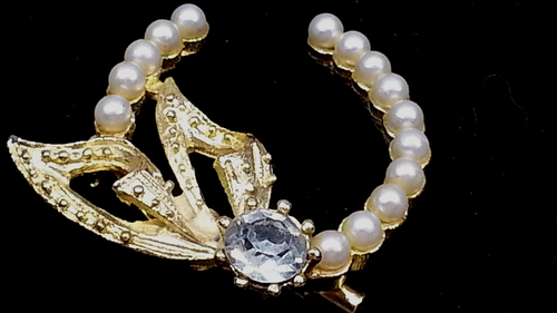 Gold Tone Pin Brooch Seed Pearls Gold Wings Light Blue Glass Stone 1" x ...