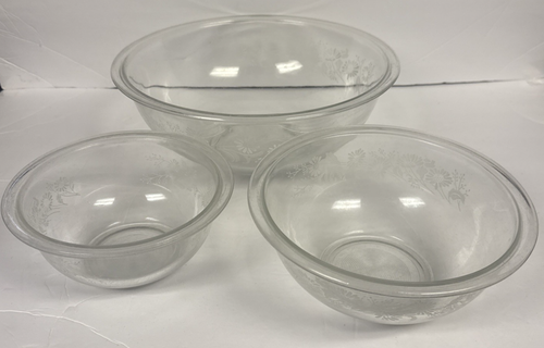 Pyrex Corning USA "Colonial Mist" Nesting Mixing Bowls - Set of 3:1, 1. ...