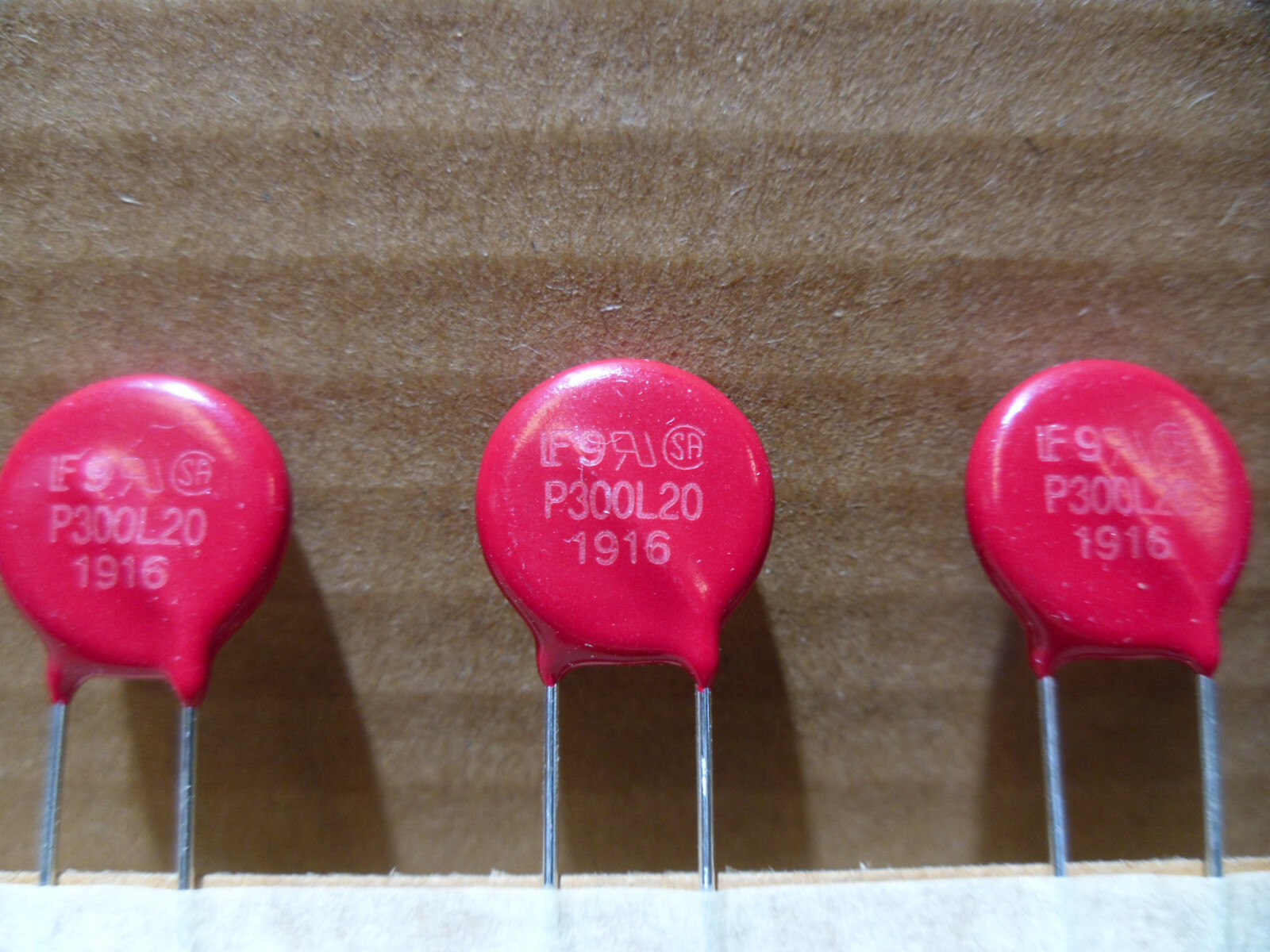 5 x Varistor S14K300 P300L20 300vac | eBay