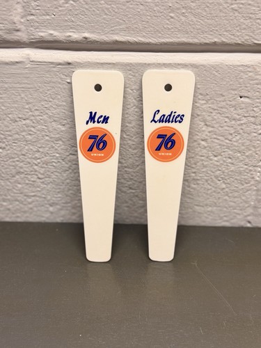 UNION 76 GASOLINE RESTROOMS KEY HANGER WITH FOBS GAS OIL GARAGE STATION ...