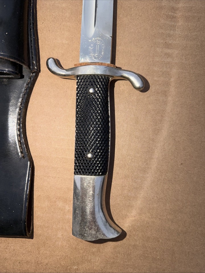 Vintage WWII 1945 Presentation Bayonet & Scabbard F W Holler Solingen ...